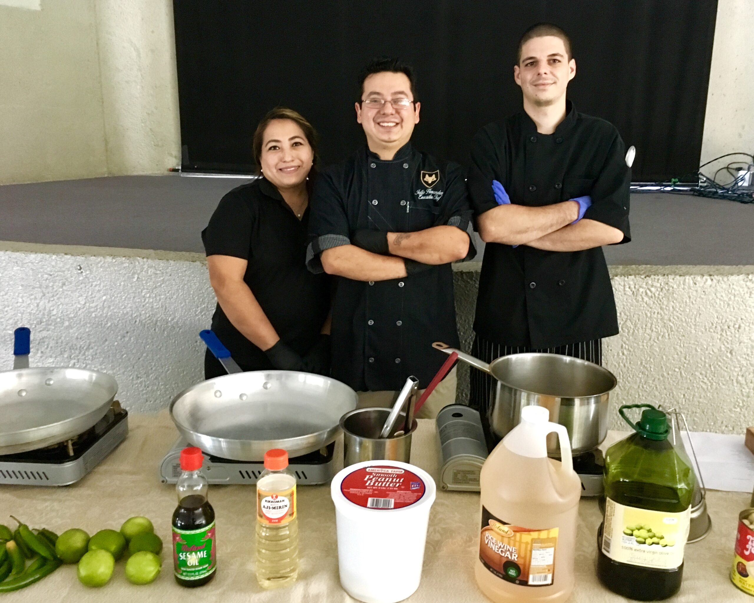 Chef Julio Hernandez at The Edible Kitchen at Cheekwood Harvest Days ...